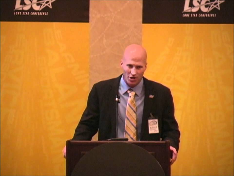 Bo Atterberry, Kingsville Head Football Coach at LSC Media Day - YouTube
