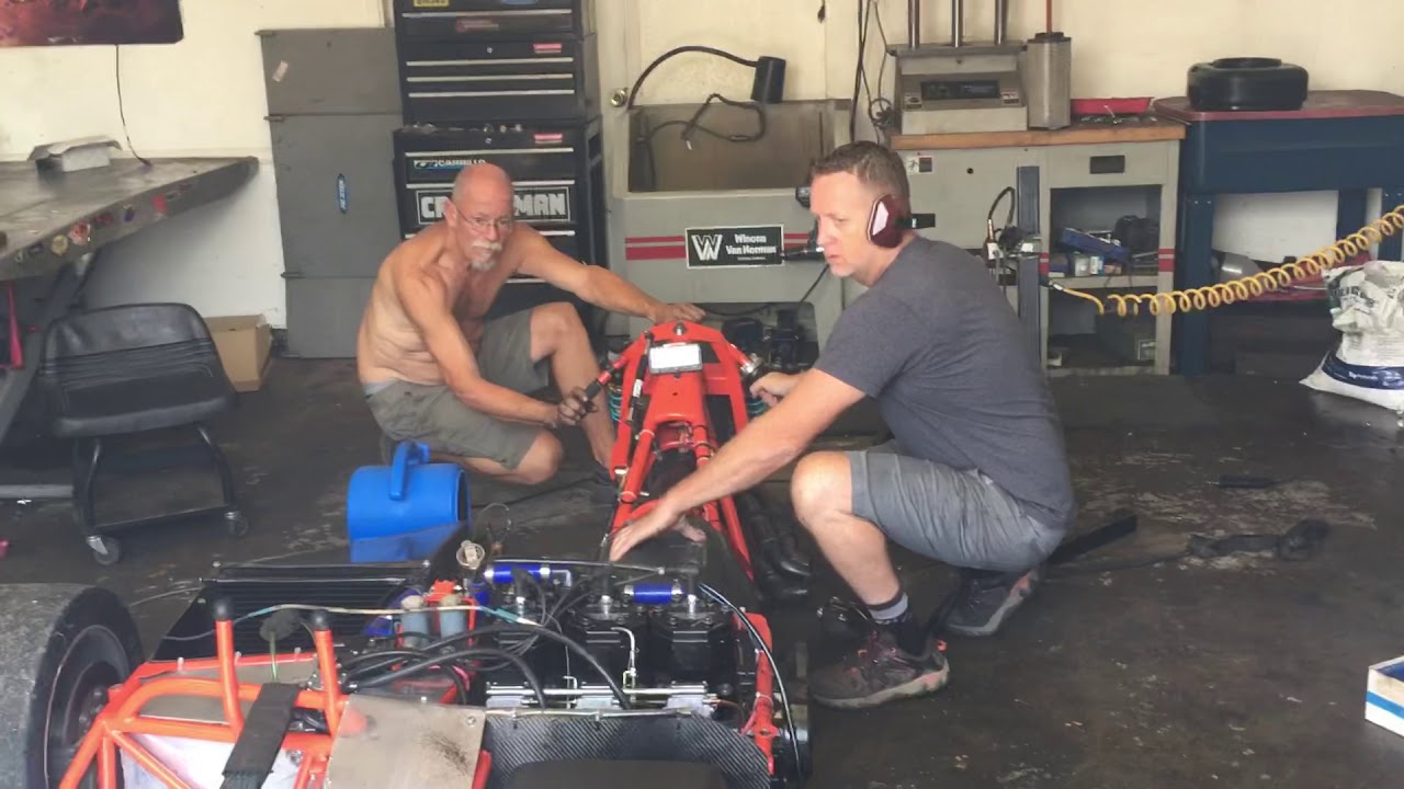 Windle Snowmobile F1 Sidecar - YouTube