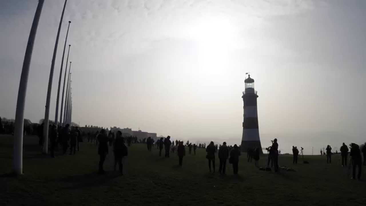 Eclipse Time-Lapse, Plymouth Hoe, 20th March 2015 - YouTube