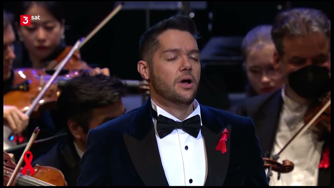 Edgardo Rocha, “No puede ser” from La tabernera del puerto by Pablo ...