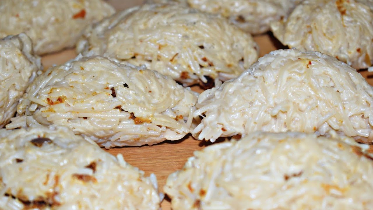 ഫ്രൈ ചെയ്തെടുത്ത സേമിയ ഇറച്ചി അട !!!!Semiya erachi ada - YouTube