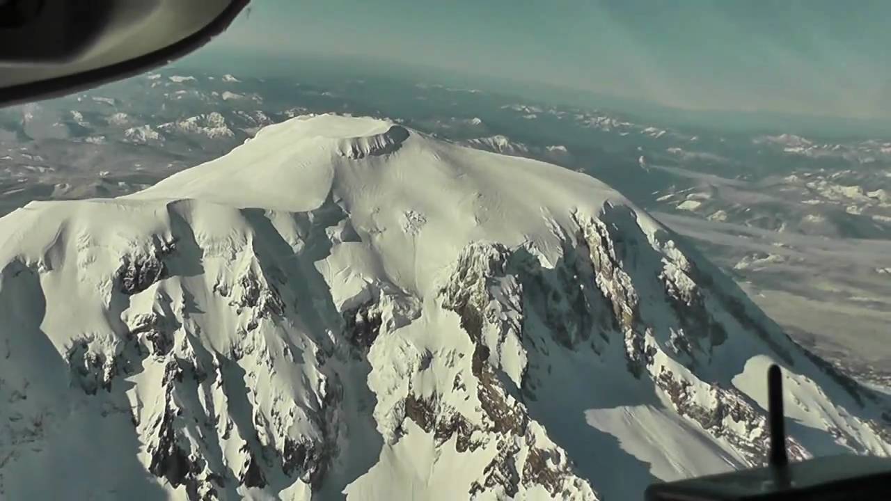 Mt Adams summit-view at 14000 ft - 1 Jan 2011 - YouTube