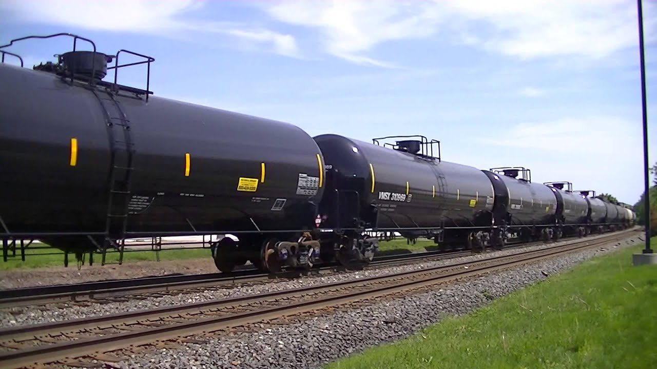DME SD40-2 6359 "Mount Rushmore" unit trails on CSX K635 in HD - YouTube