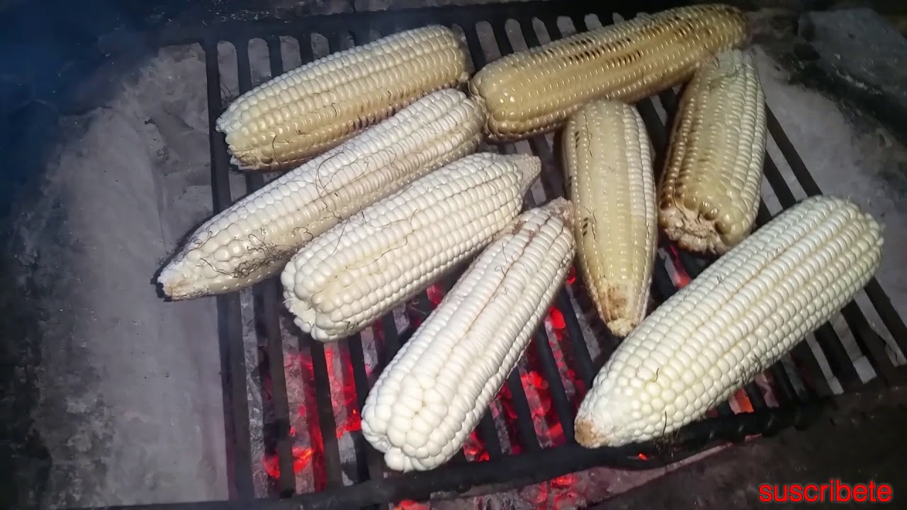 Comiendo elotes asados en brasas 🌽🌽🌽🌽🌽🌽 - YouTube