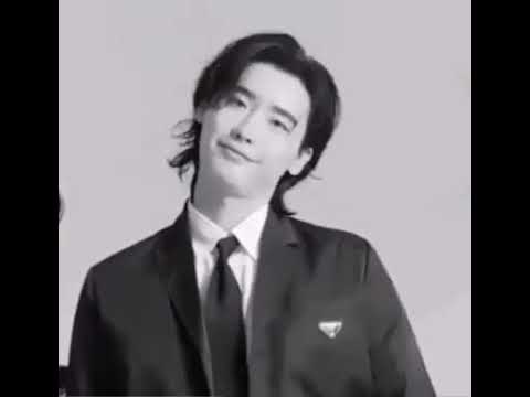 #LEEJONGSUK charming smile ☺