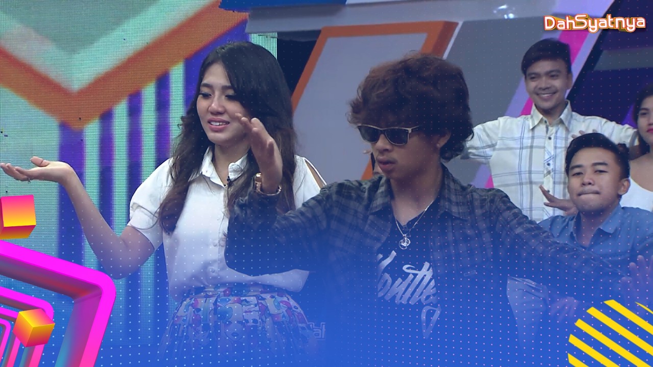 Satu Studio Ikut Menari Bersama Bapak Ini | DAHSYAT 2017 - YouTube