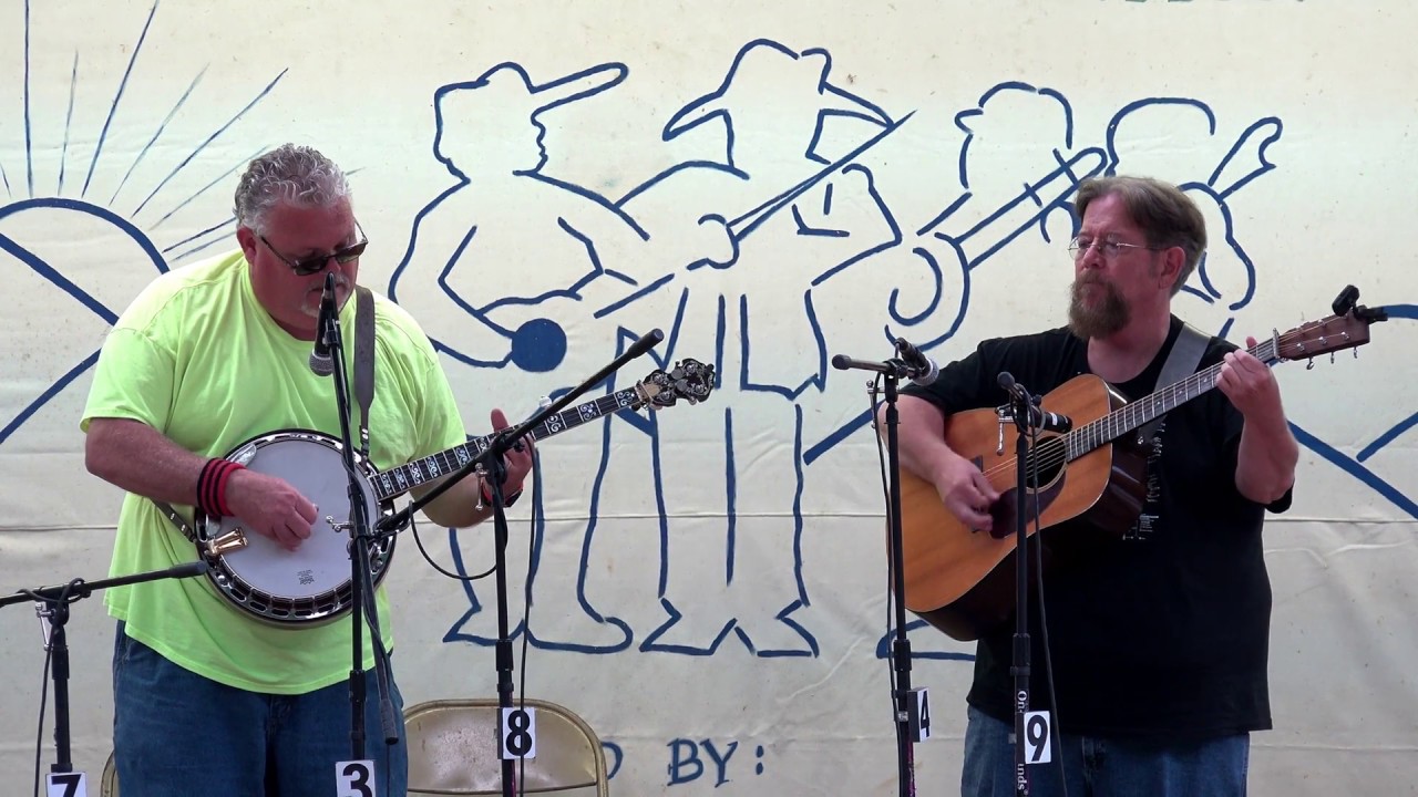 Danny Bowers - Foggy Mountain Breakdown - YouTube