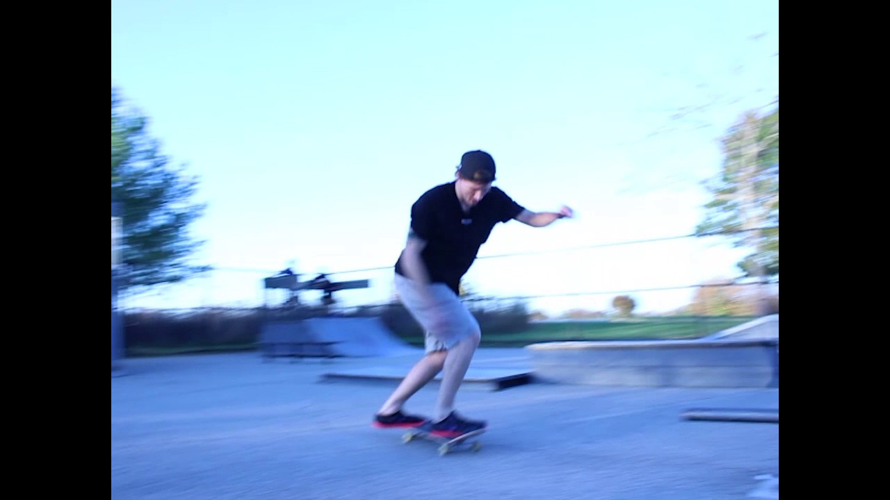 Chicago Suburbs Skateboarding - YouTube