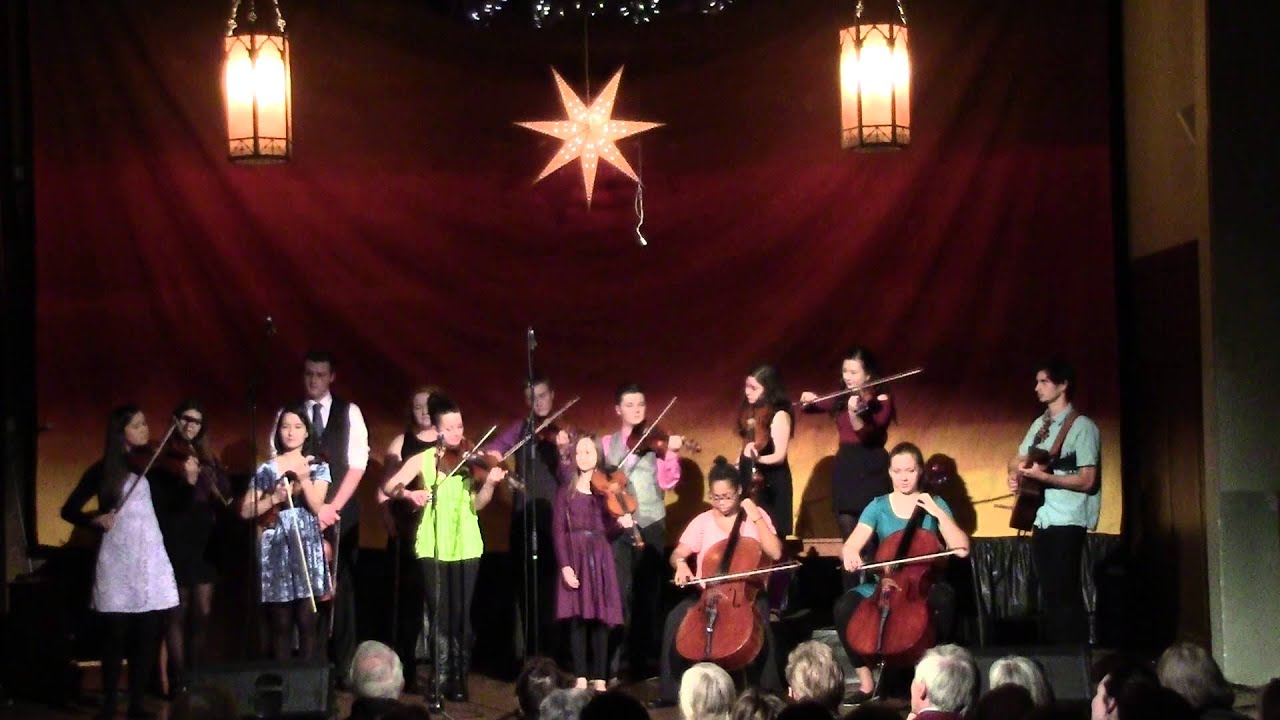 Coastline performing Lua's Dance - YouTube