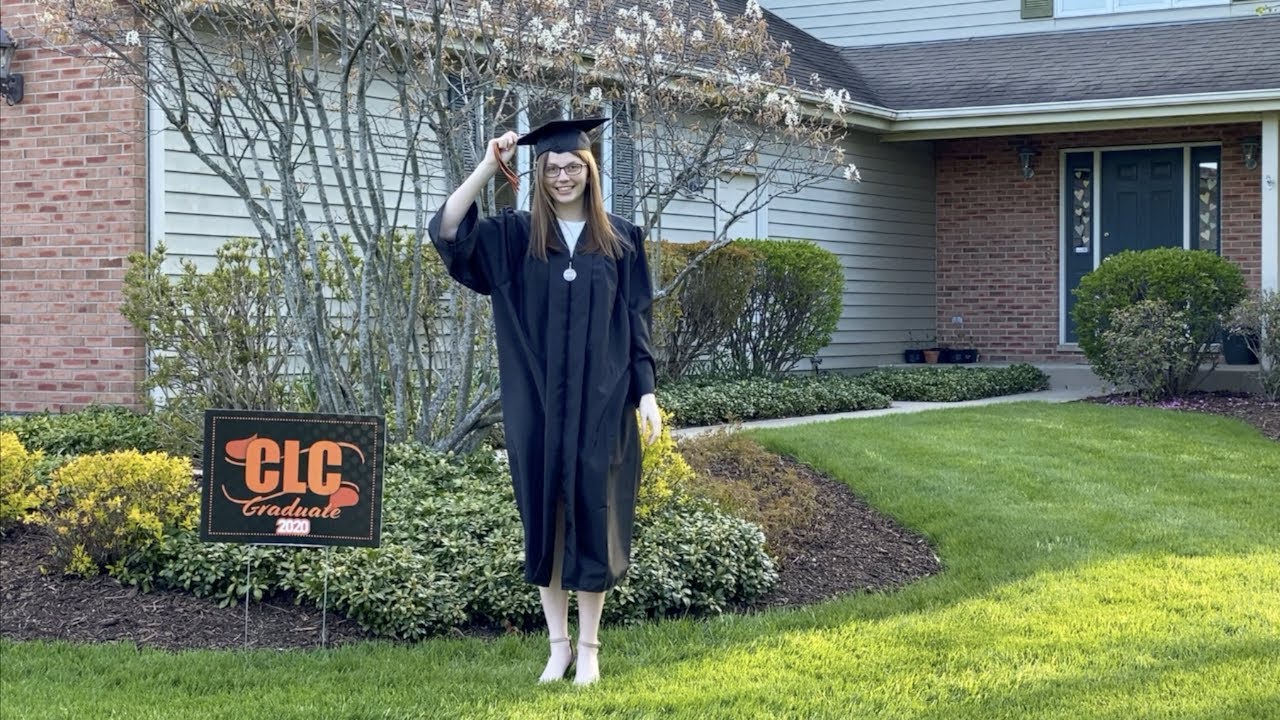 Graduation Cap Toss - YouTube