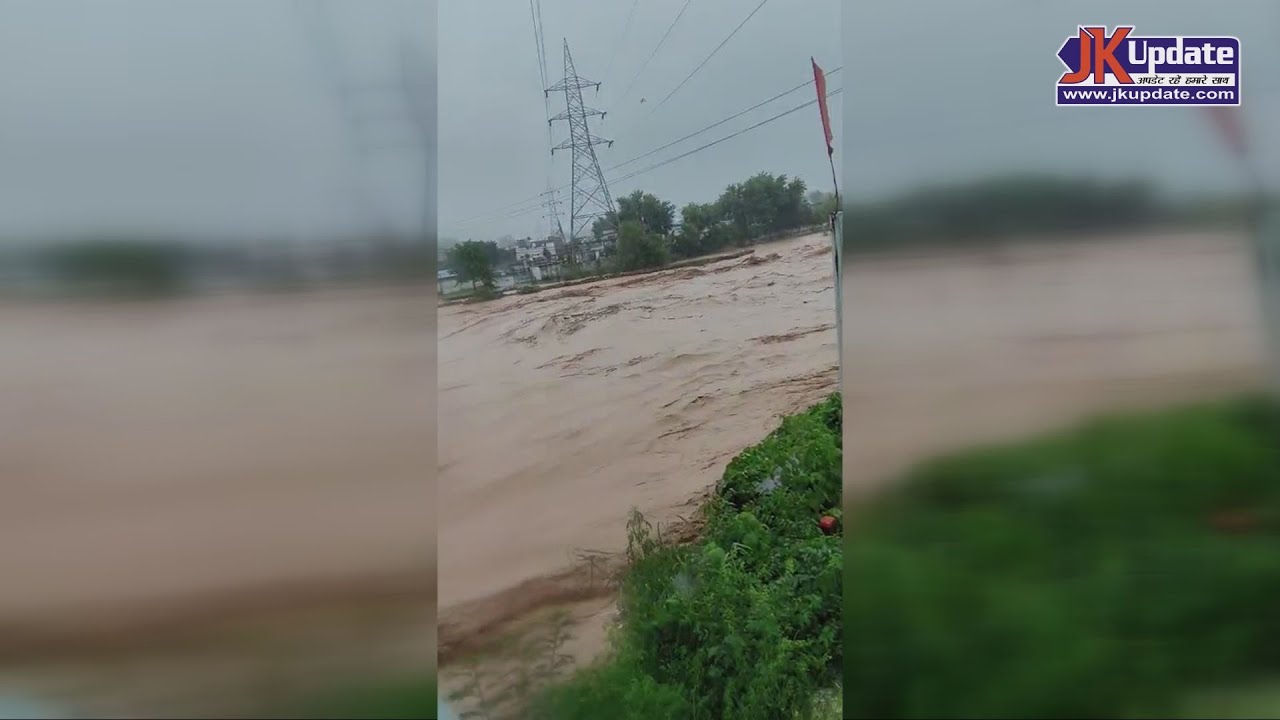 Flood in Balol Khad forces closure of bridge in Miran Sahib - YouTube