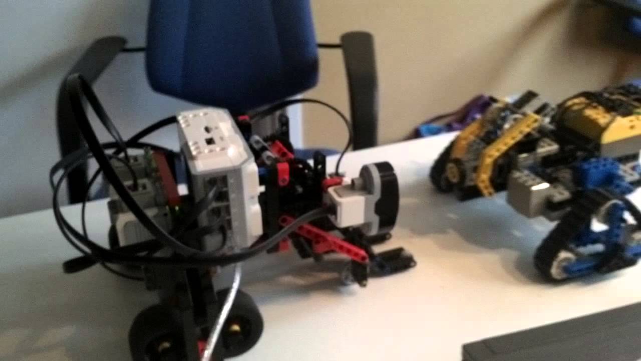 EV3 sumo rebot - YouTube