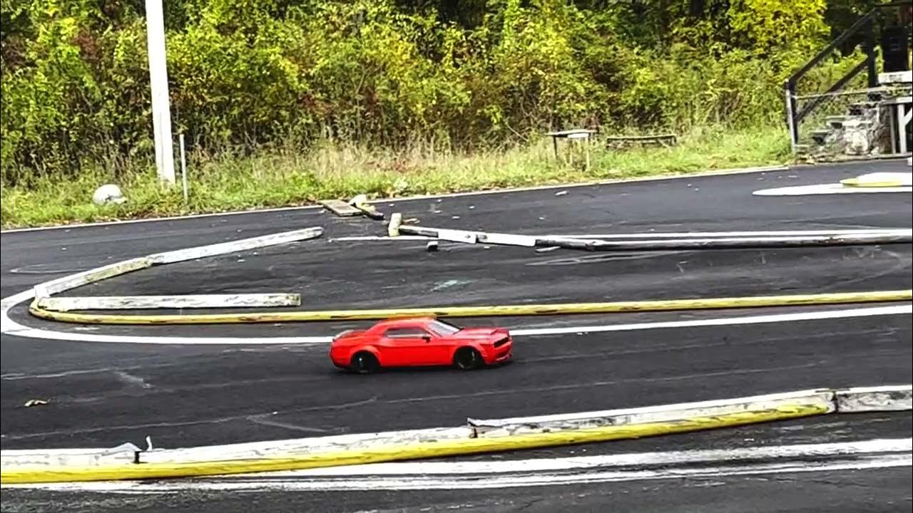 Primal RC Prototype Dodge Challenger Running Laps at Wagner Park - YouTube