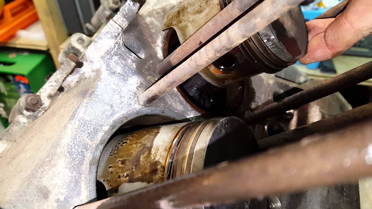 VW Kever - motorblok vast - YouTube