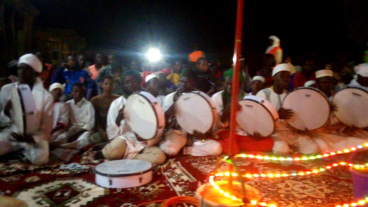 Zikiri bandiri - YouTube