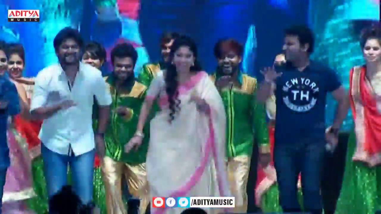 Nani, Sai Pallavi, DSP Dance on Stage @ MCA Pre Release Event - YouTube ...