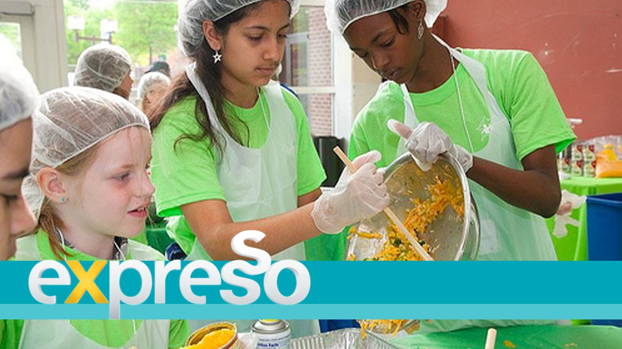 The Benefits of Volunteer Programs for Children - YouTube