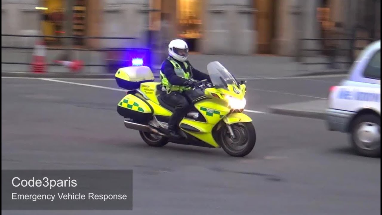 Paramedic Motorcycle London Ambulance Service: Ambulance X2