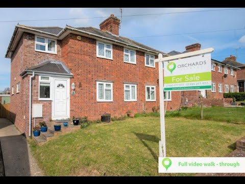 Extended Family Home offering Spacious Accommodation and Generous ...
