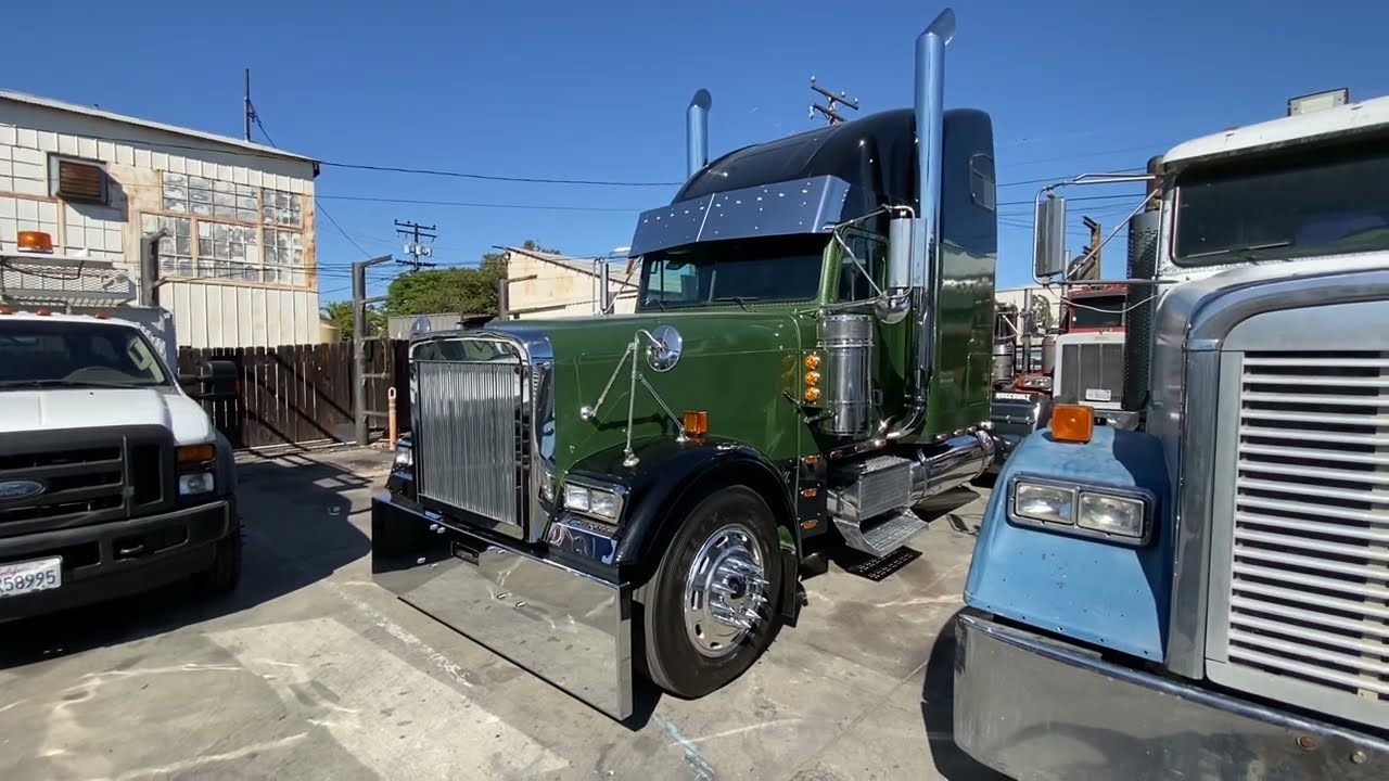 2000 Freightliner Classic XL (Full Video) - YouTube