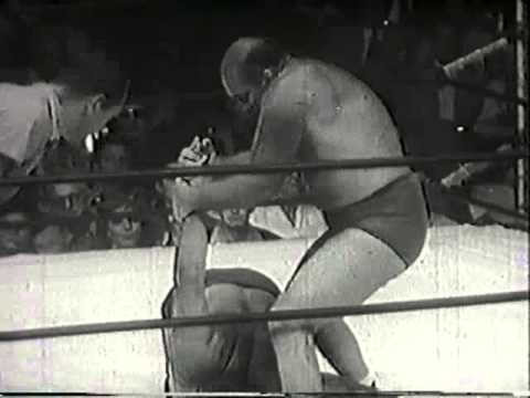 1950s 1/4 DAVIS/TOLOS V CURTIS/BERRY Golden Age Wrestling - YouTube