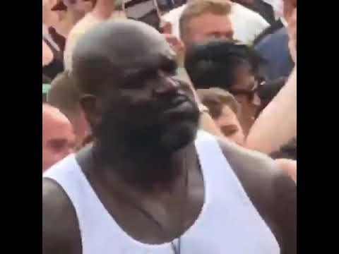 Shaq is vibing at an electronic music festival - YouTube