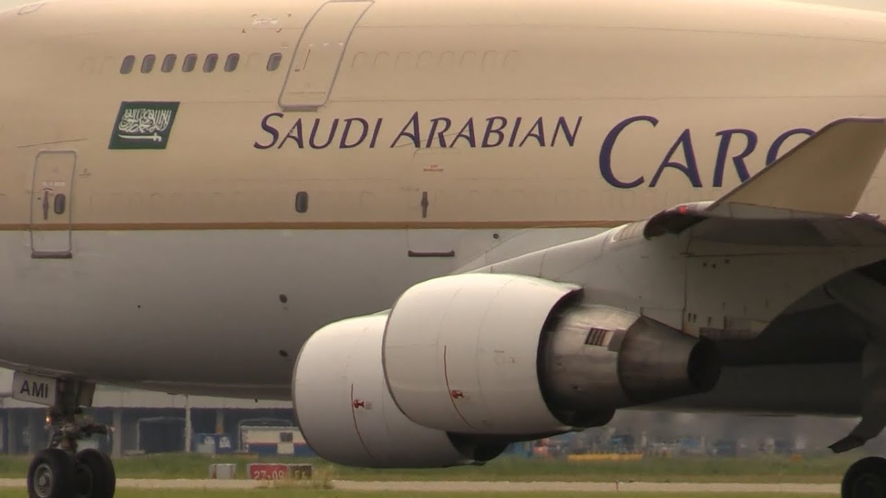 Saudi Arabian cargo Boeing 747 PW4056 Engines. - YouTube
