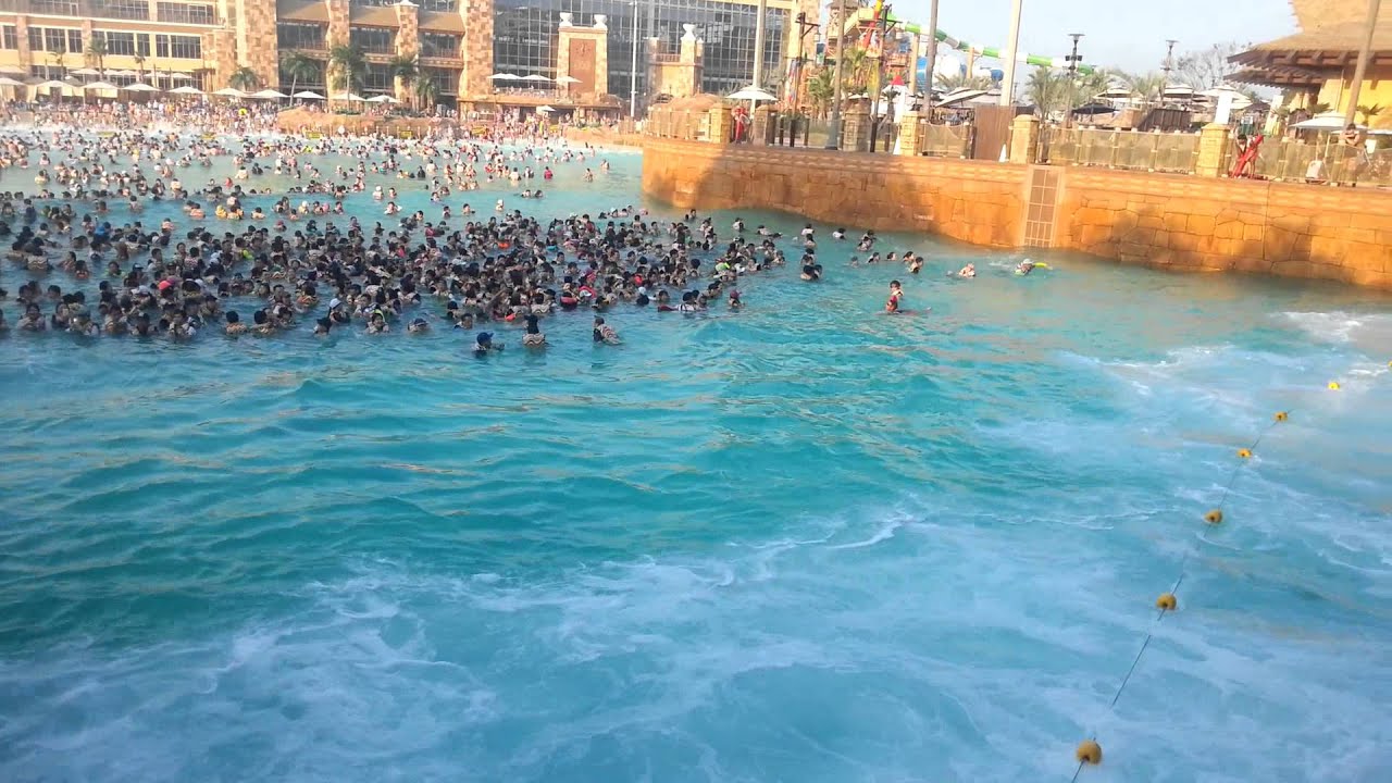 Lotte Water Park - YouTube