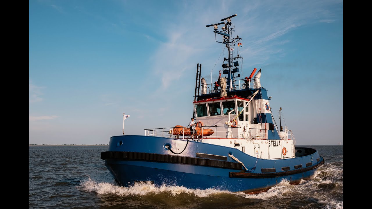 Tug Showreel with FAIRPLAY STELLA, BUGSIER 8, FAIRPLAY-35 - YouTube