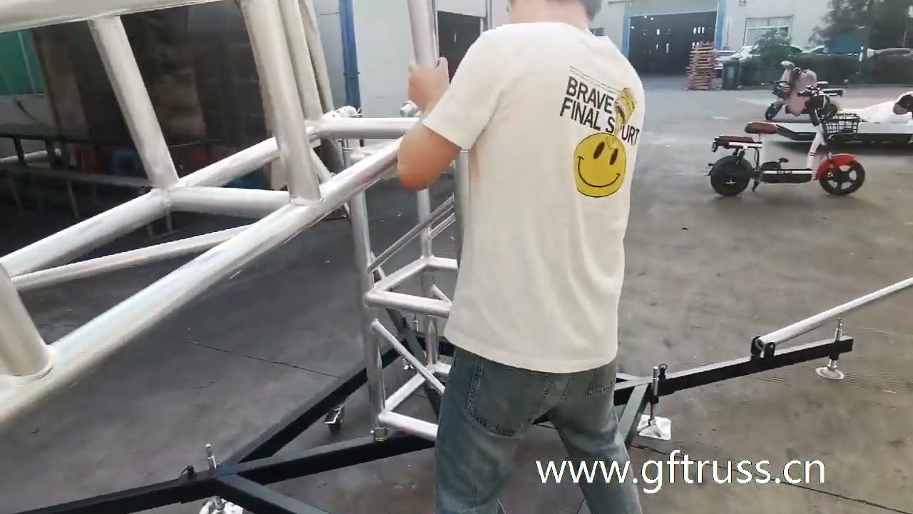 5M Line Array Truss Tower - YouTube