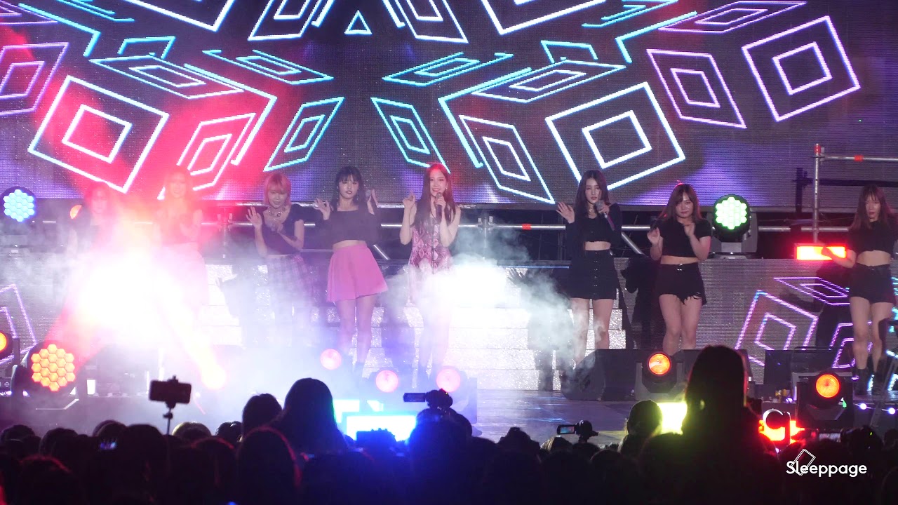 [4K] 190825 모모랜드 MOMOLAND 암쏘핫 I'M SO HOT @ K-ASIAN FESTIVAL By ...
