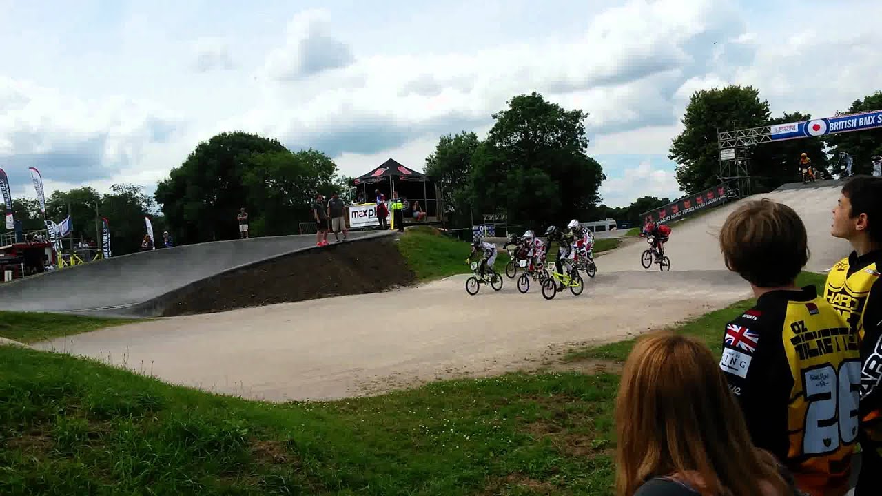 Billy Luckhurst - skills! (Derby BMX national 2014 - YouTube