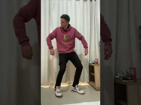 Martin Garrix Tremor Robot dance