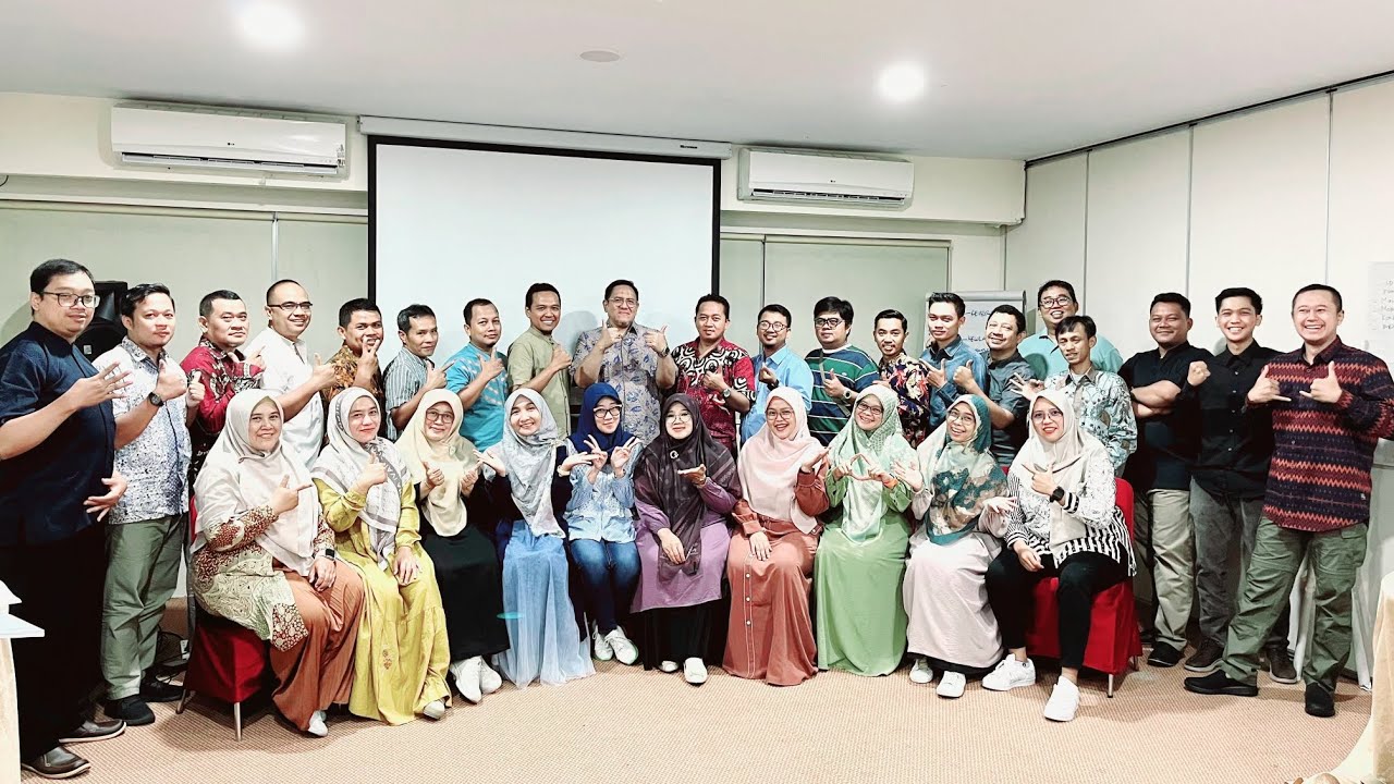 Pilih Tim Elang atau Tim Ayam? - Seri Kepemimpinan Leadership - YouTube