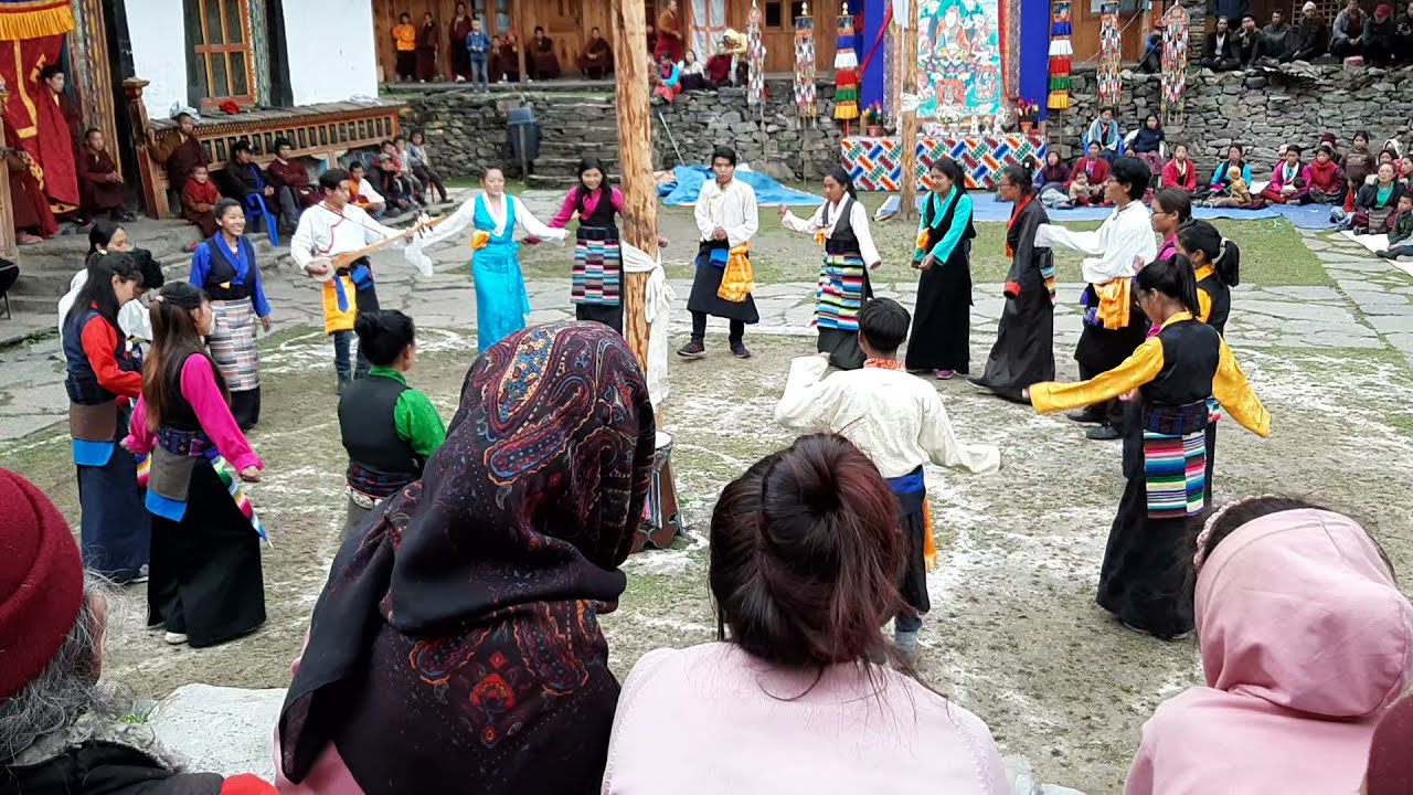 Himalayan cultural dance - YouTube