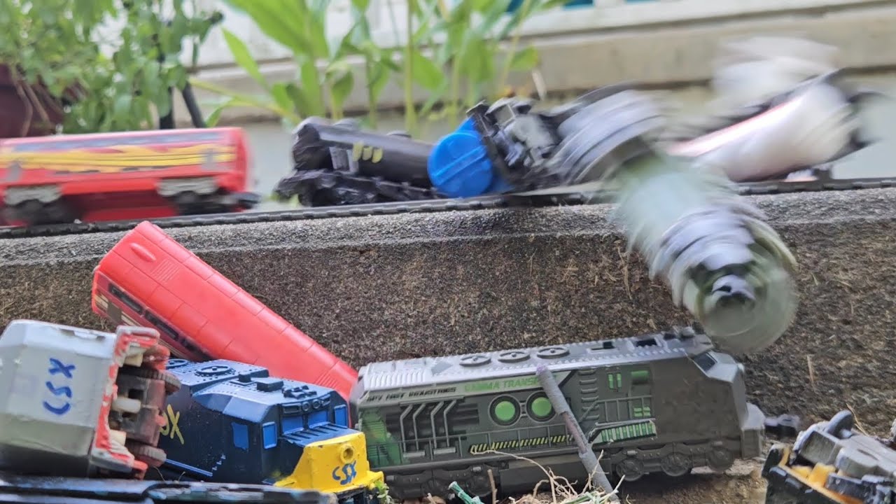 Power trains crash like the Under Siege 2 train crash remake 2 - YouTube