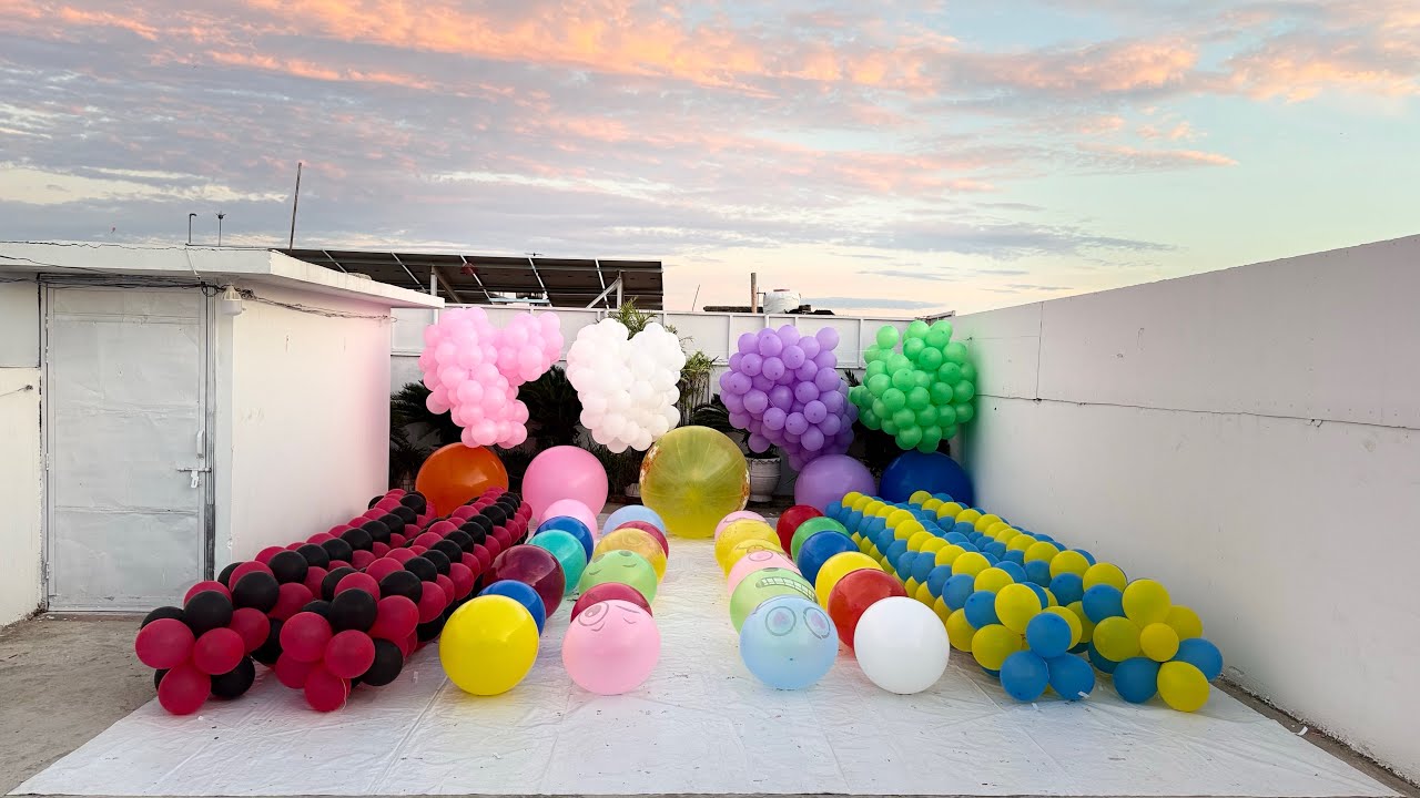 Extreme Balloons Popping Challenge Race! - YouTube