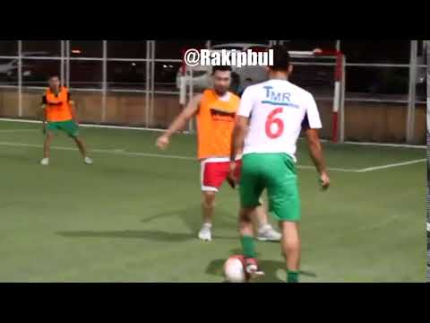 Halı Sahada Şık Bir Çalım !