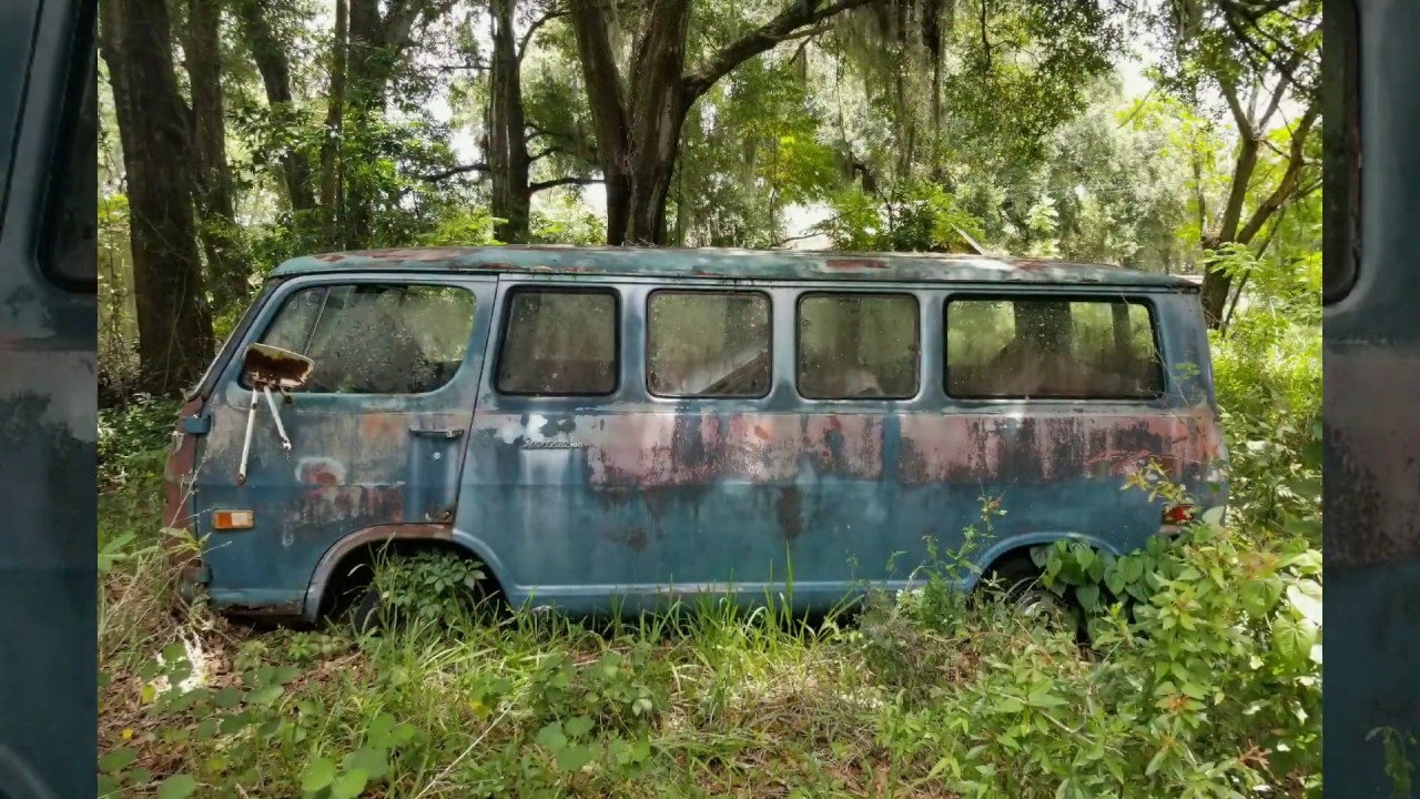 1968 Chevrolet Sportsman Van G10 - YouTube