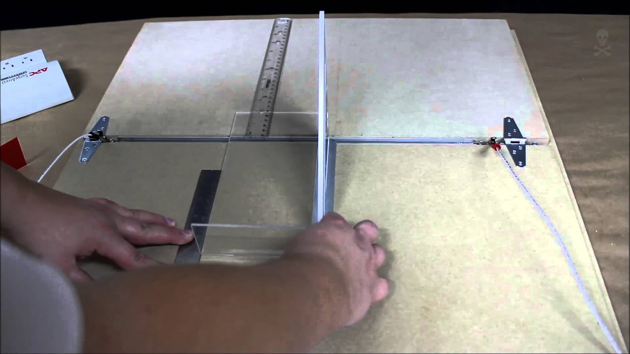 Nichrome wire acrylic bending table - YouTube