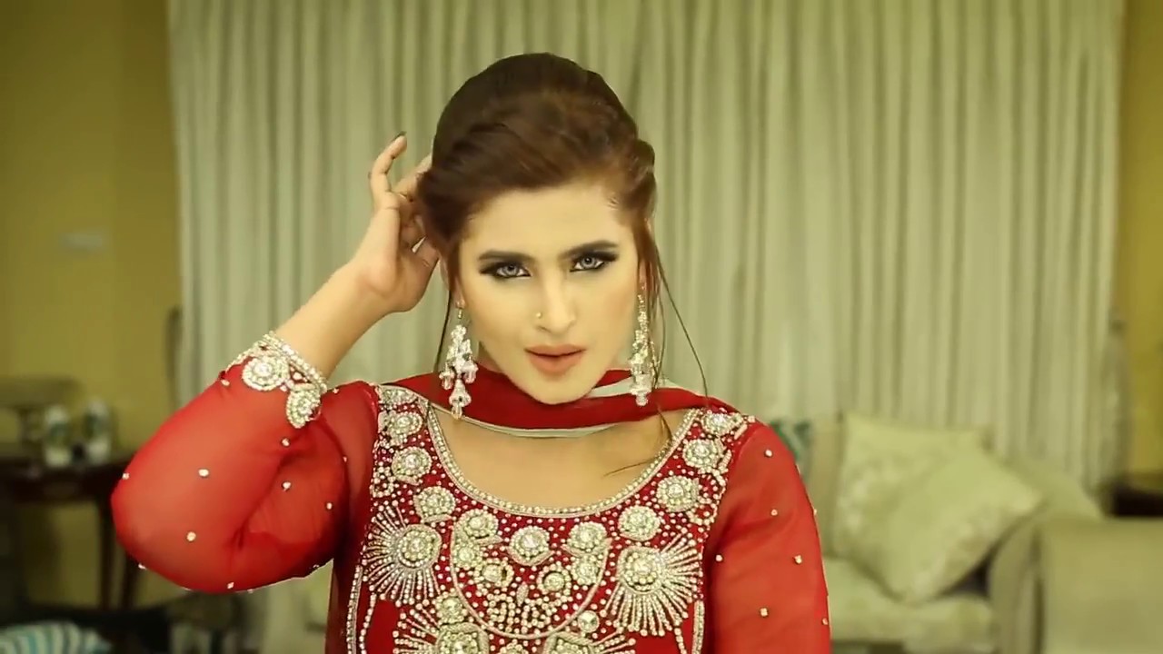 Long lachi song with couple dance - YouTube