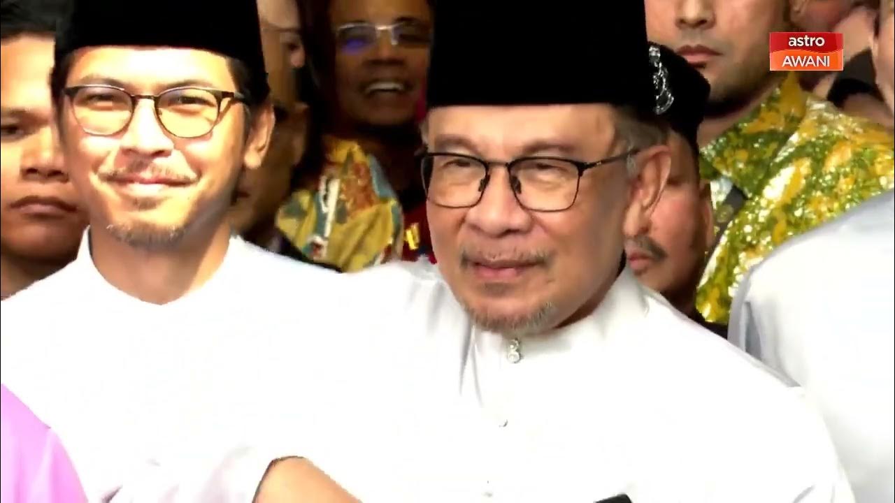 Anwar menuju ke Parlimen untuk bentang Belanjawan 2025 - YouTube