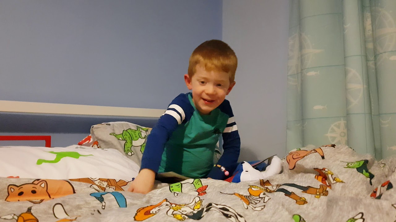 T reads Everybody Poos by Taro Gomi! - YouTube