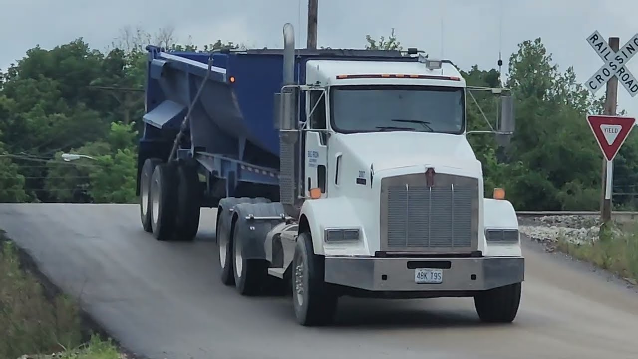 [4K] BIG RIGS, TRUCKS, HEAVY HAULERS TRUCK SPOTTING ACROSS KC VOLUME 5 ...