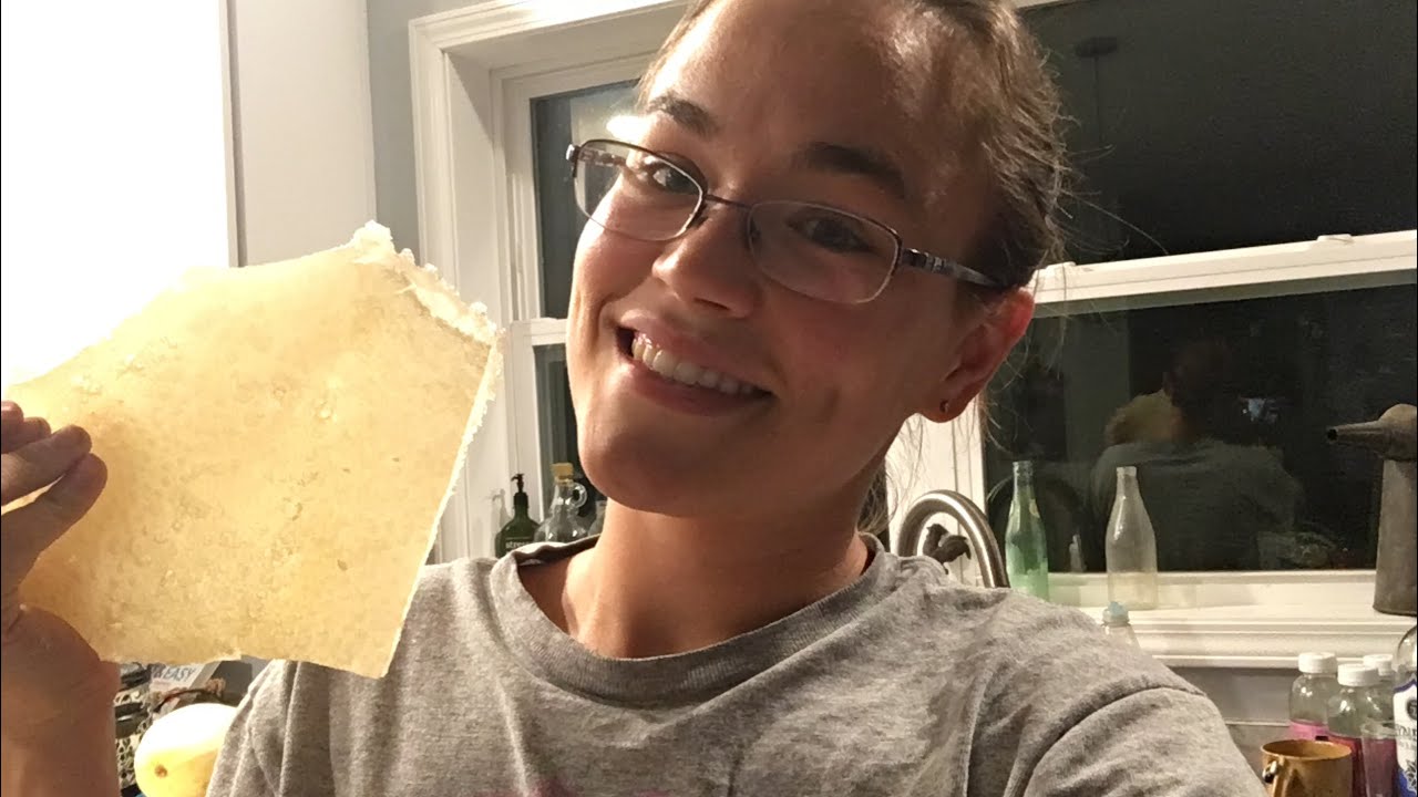 How to make sugar bricks for bees - YouTube