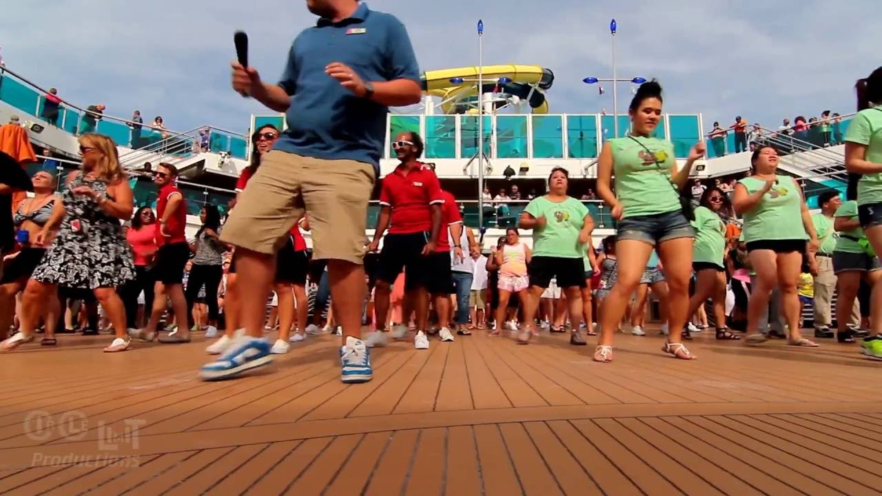 "CARNIVAL DREAM: The Motion Picture": The Second Trailer. - YouTube