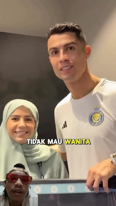 Ronaldo selalu menghargai karya fansnya😃 - YouTube