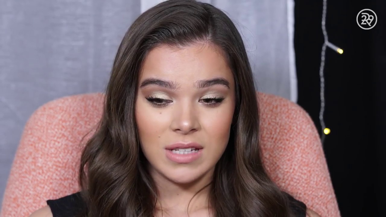 Pitch Perfects Hailee Steinfeld Talks Music, Acting And Her New Eyewear ...