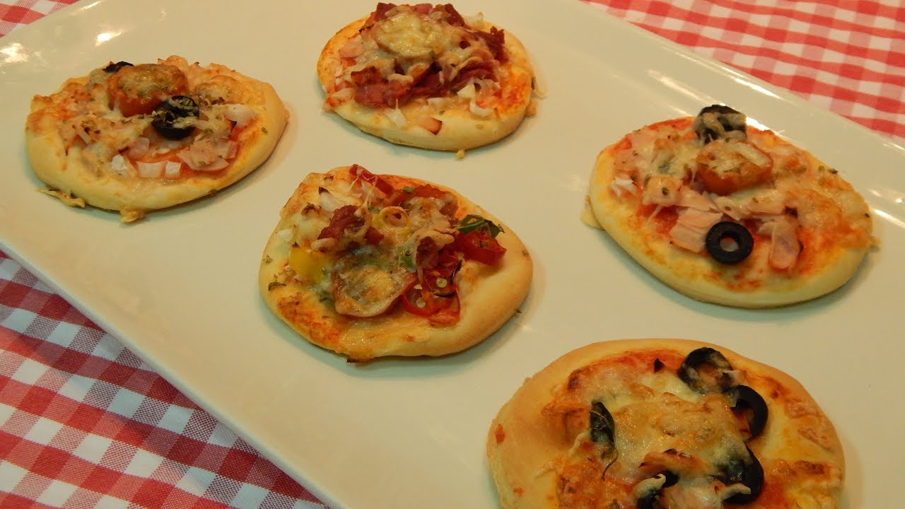 Cómo hacer mini pizzas con masa casera - YouTube