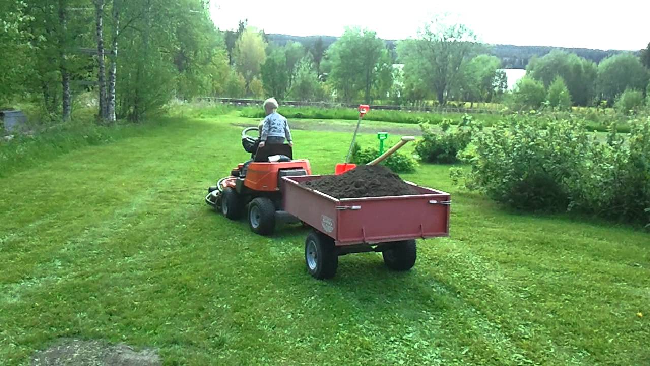 Husqvarna Rider 13C - YouTube